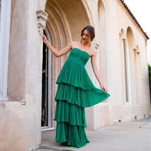 Fame and Partners | Dresses | Fame And Partners Miyah Dress In Emerald ...